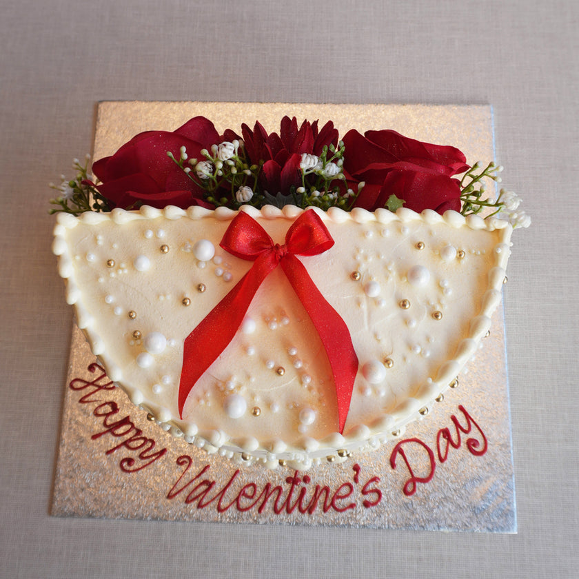8" Flower Vase Cake - Valentine's Day Limited Edition – Starbake ...